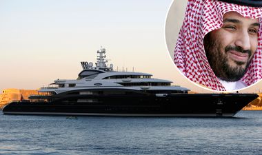 Saudi prince FOR NO CRISIS From Russian tycoon bought the mega-yacht ...